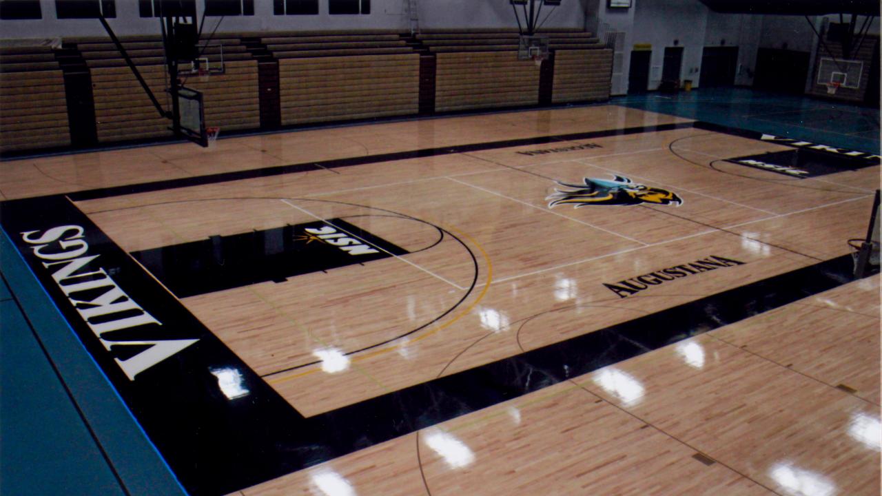 Elmen4.jpg | Augustana University